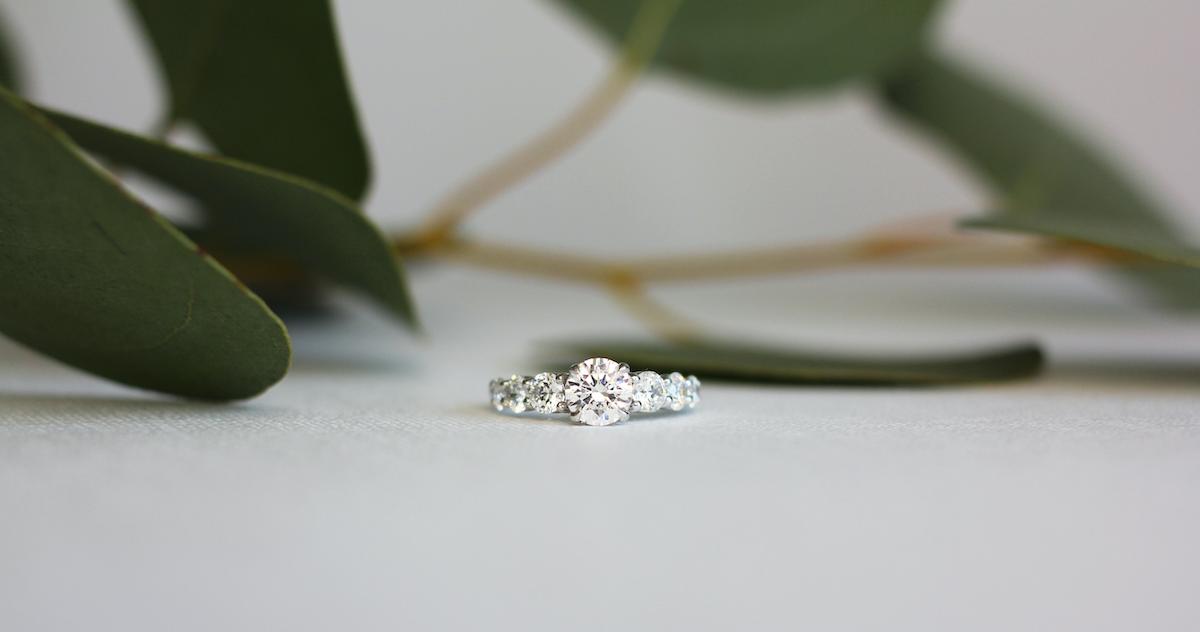 Ben Bridge Jeweler's Ultimate Seahawks Proposal Sweepstakes